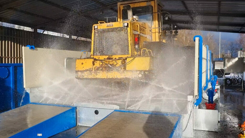 Stevedoring & Terminal Services - American Roll-On Roll-Off Carrier